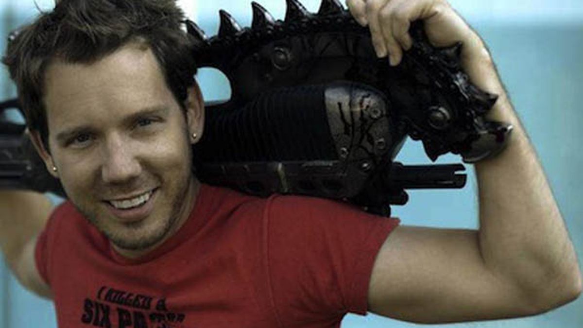 Cliff Bleszinski habla del DLC en disco