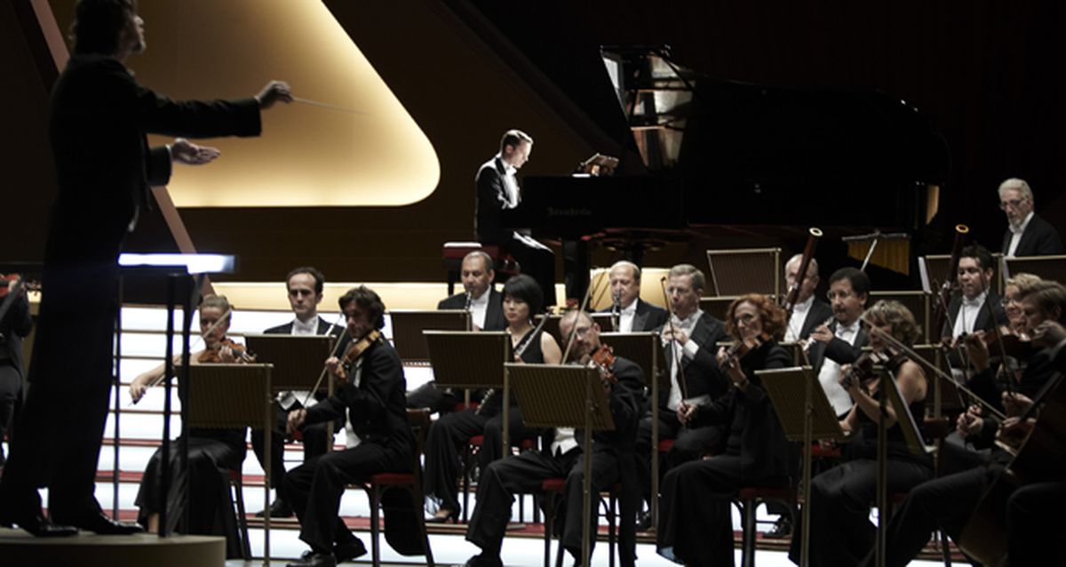 Crítica de Grand Piano