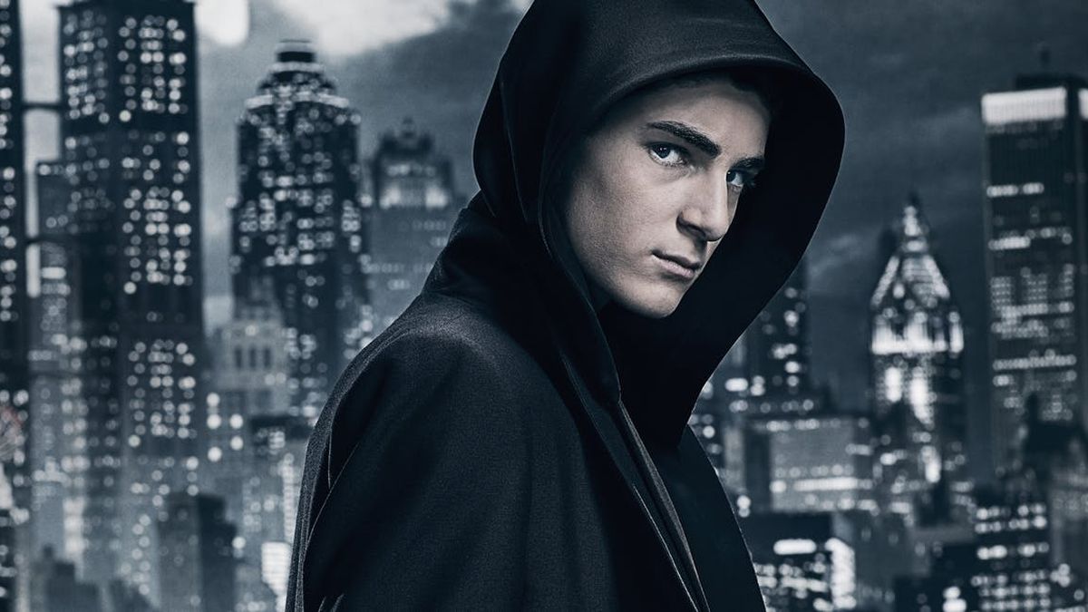 Gotham - Revelado el traje de Batman para el final de la serie
