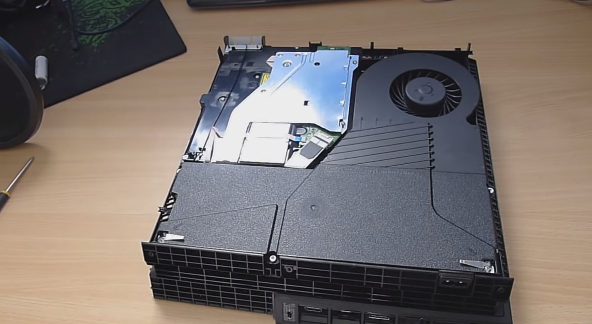 Cómo limpiar correctamente tu PS4 y reducir de manera notable el ruido ...