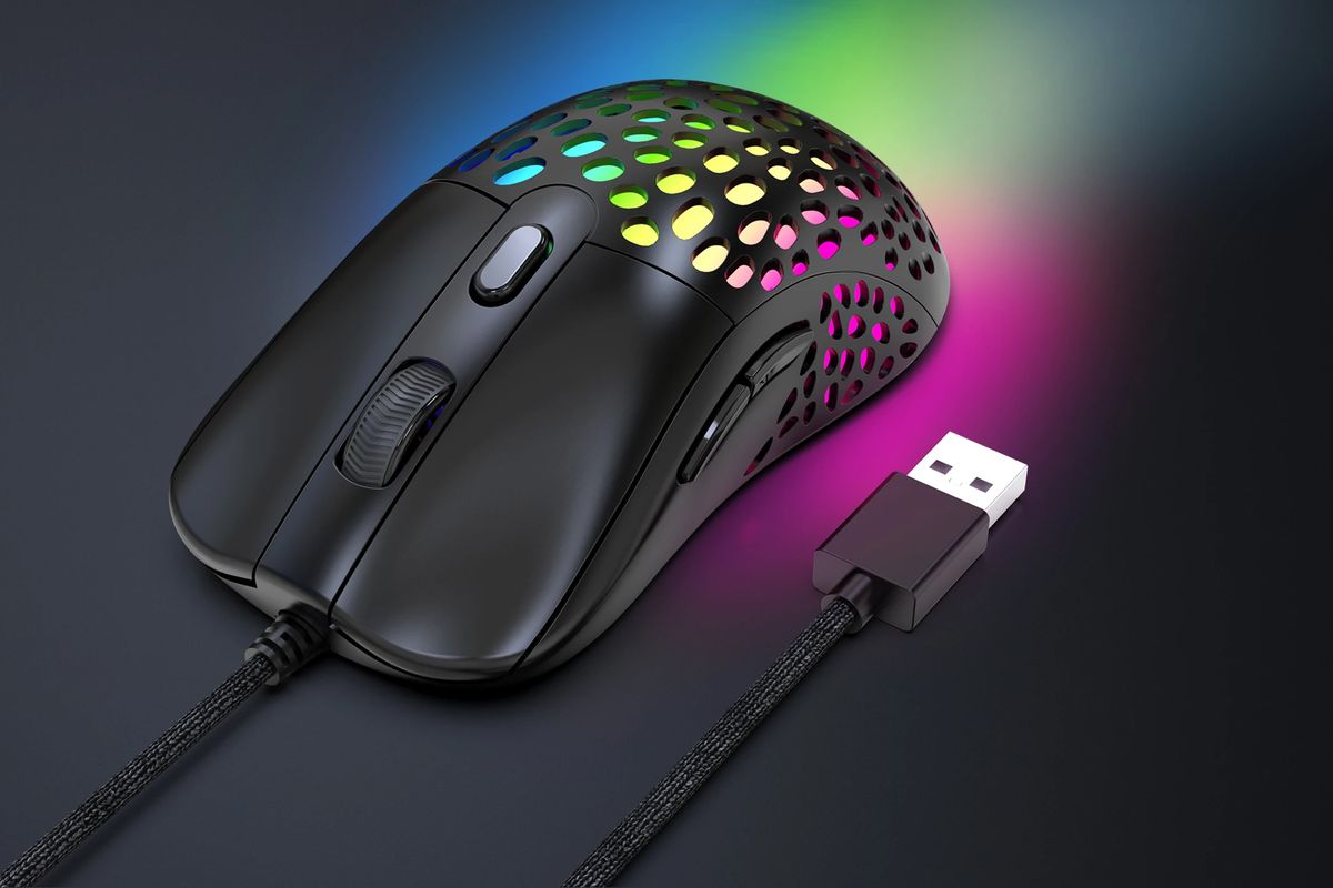 Este llamativo ratón gaming con iluminación RGB sólo pesa 60 gramos y ...