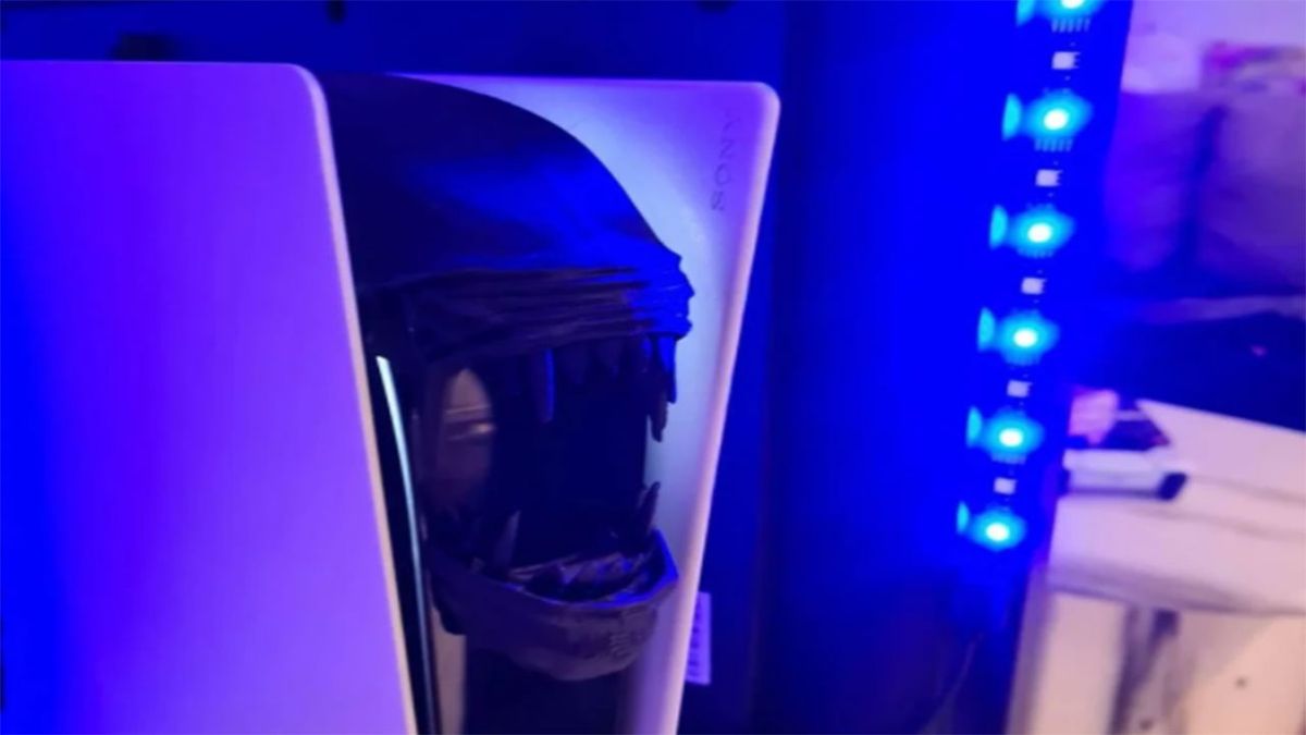 Transforma su PS5 en un Alien y el resultado es impresionante