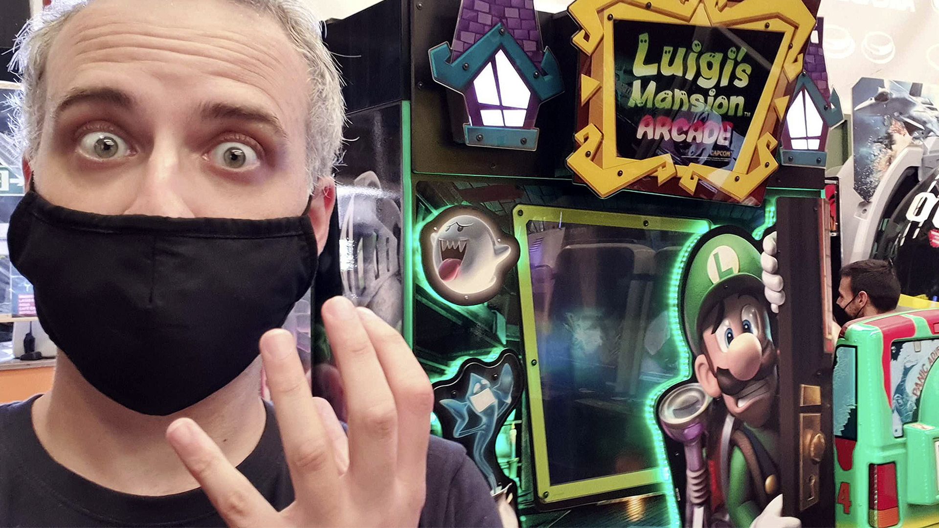 Así es Luigi's Mansion Arcade. ¡Una recreativa para cazar fantasmas!