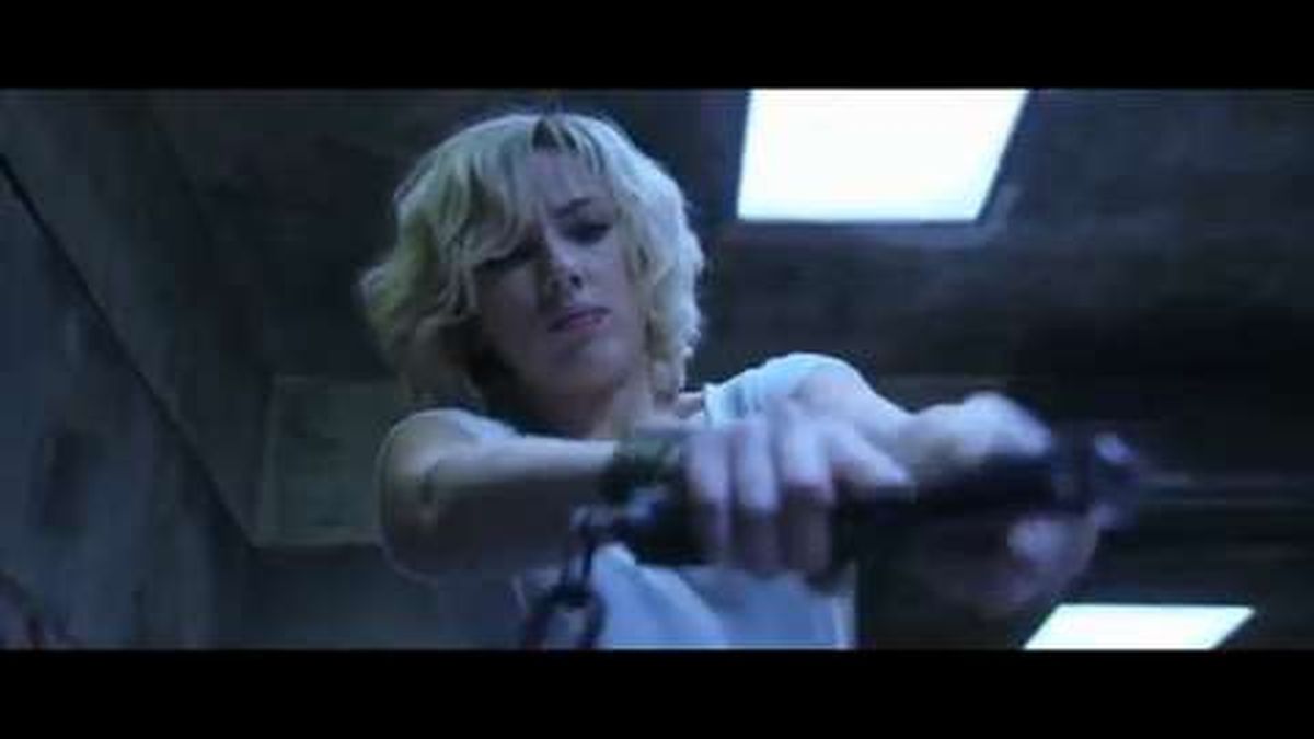 Scarlett Johansson se pone chunga en el nuevo tráiler de Lucy