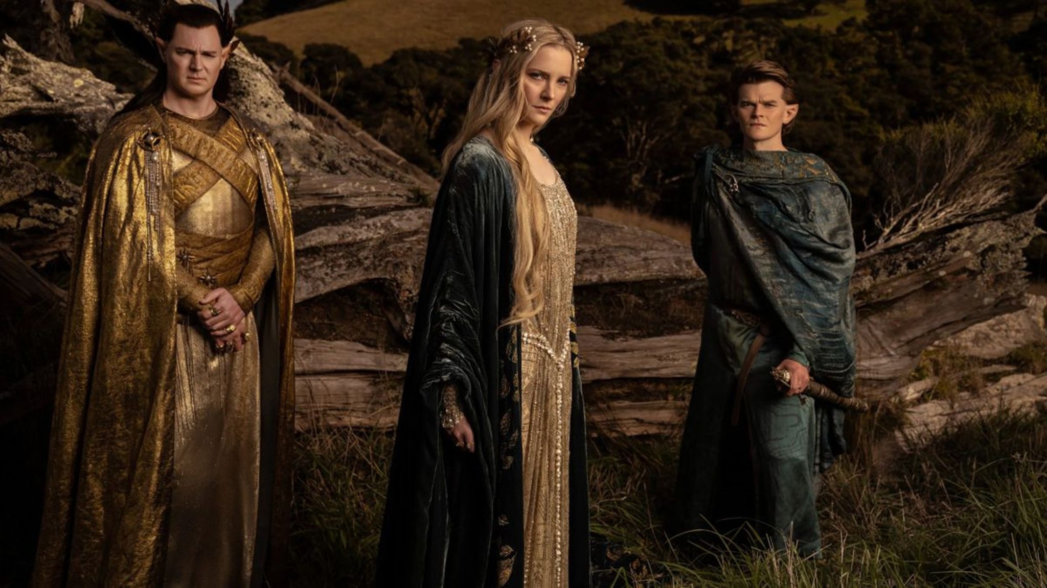 Nuevas fotos del rodaje de Los anillos de poder temporada 2 muestran con detalle una ciudad élfica