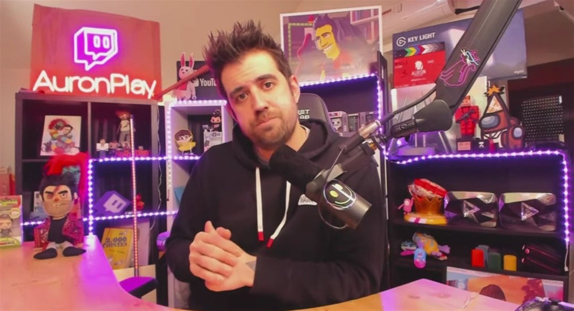 Esto es lo que cobra AuronPlay por un solo vídeo de YouTube