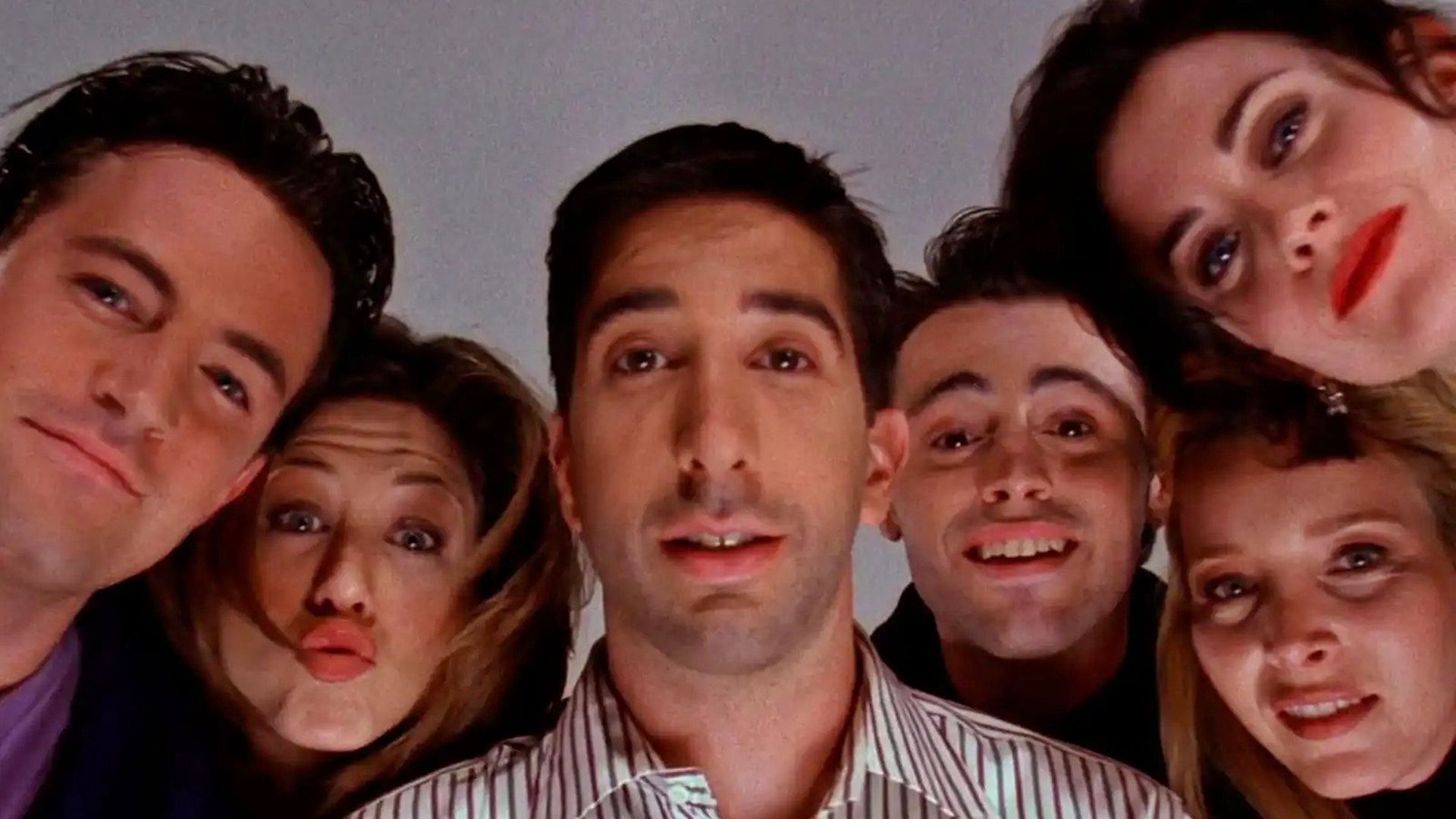 La IA recrea cómo se verían los hijos de los personajes de Friends en ...