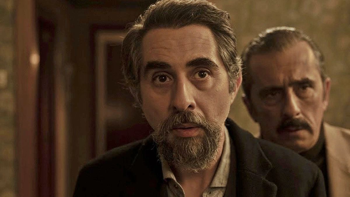 Berto Romero y Andreu Buenafuente pasan del humor al terror en El otro lado, la nueva serie de ...