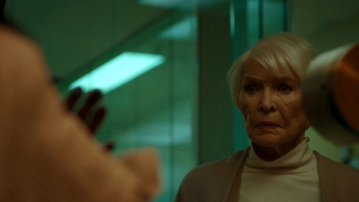 Clip en exclusiva de El exorcista: Creyente, con Chris MacNeil frente ...