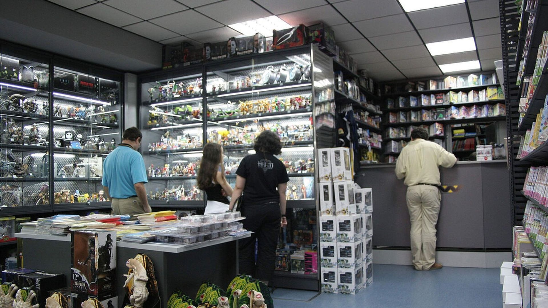 6 tiendas de cómics indispensables en España, y no todas están en Madrid y Barcelona