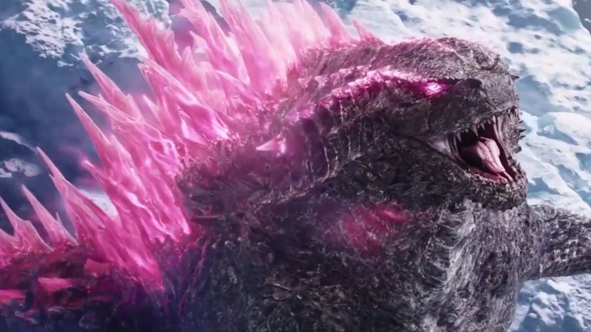 Lowcost Cosplay recrea de forma genial al Godzilla rosa de la nueva ...