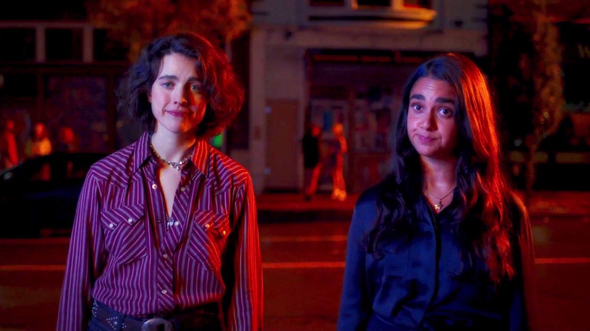 Nuevo tráiler de Dos chicas a la fuga, la road movie de Ethan Coen que ...