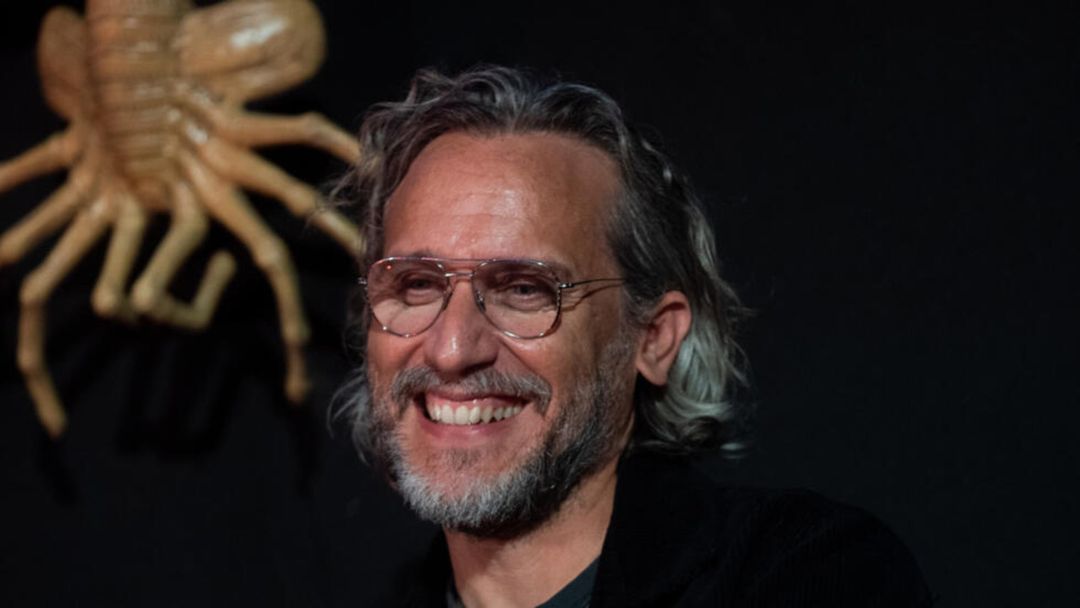 Fede Álvarez, director de Alien: Romulus, afirma que le gustan todas ...