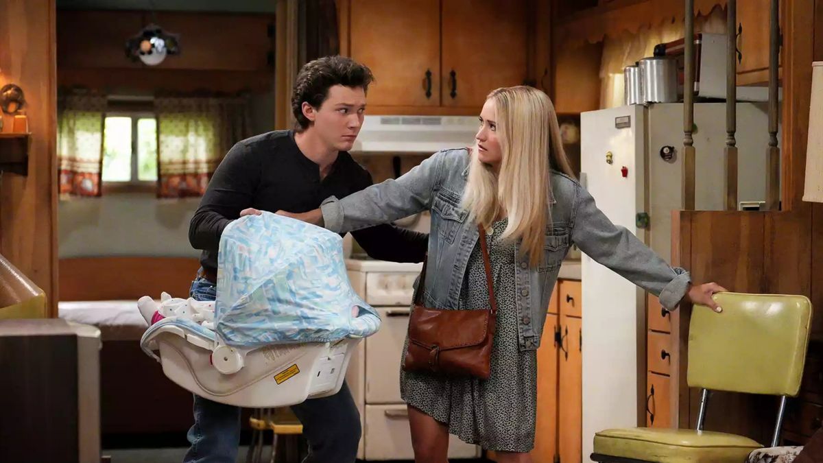 Georgie & Mandy's First Marriage trae de vuelta a (casi) toda la ...