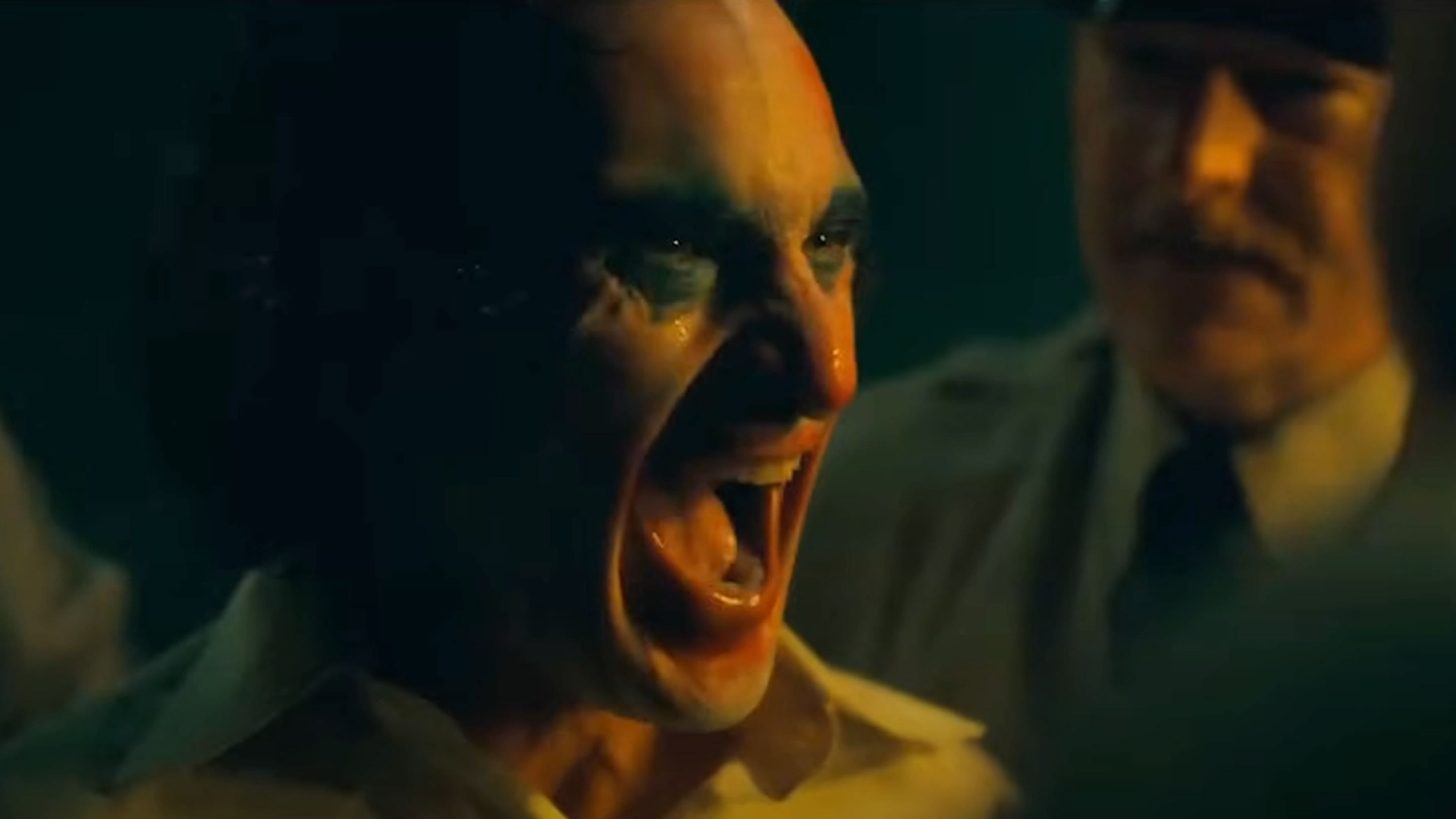 La risa domina a Joaquin Phoenix en el nuevo teaser de Joker: Folie à Deux