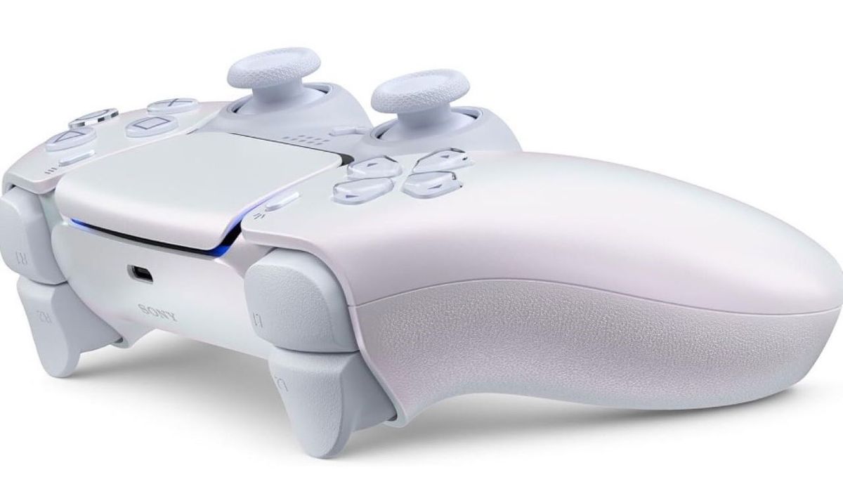 Ya puedes reservar en GAME uno de los mandos más elegantes y bonitos ...