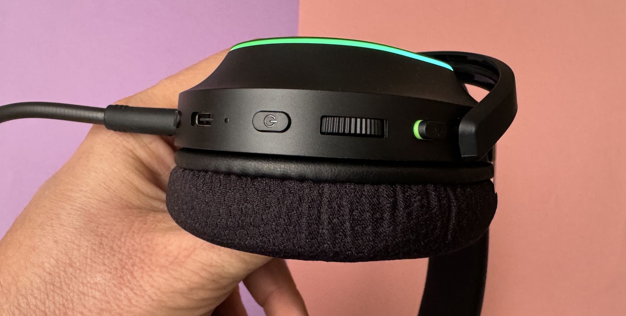 Análisis de Razer Barracuda X Chroma, un espectacular headset gaming ...