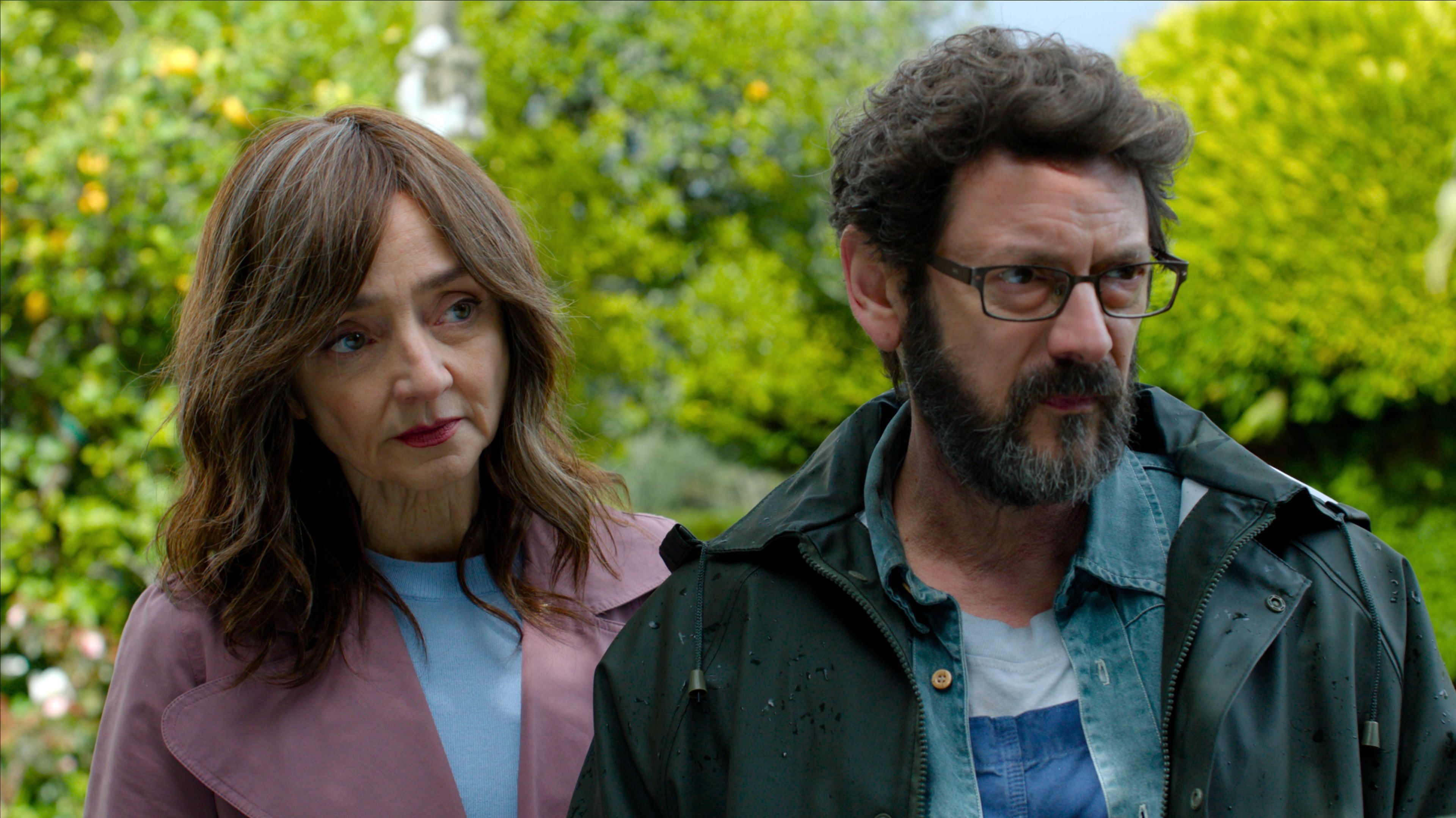 Crítica de Una quinta portuguesa: el reto de encontrarse a uno mismo adoptando otra identidad