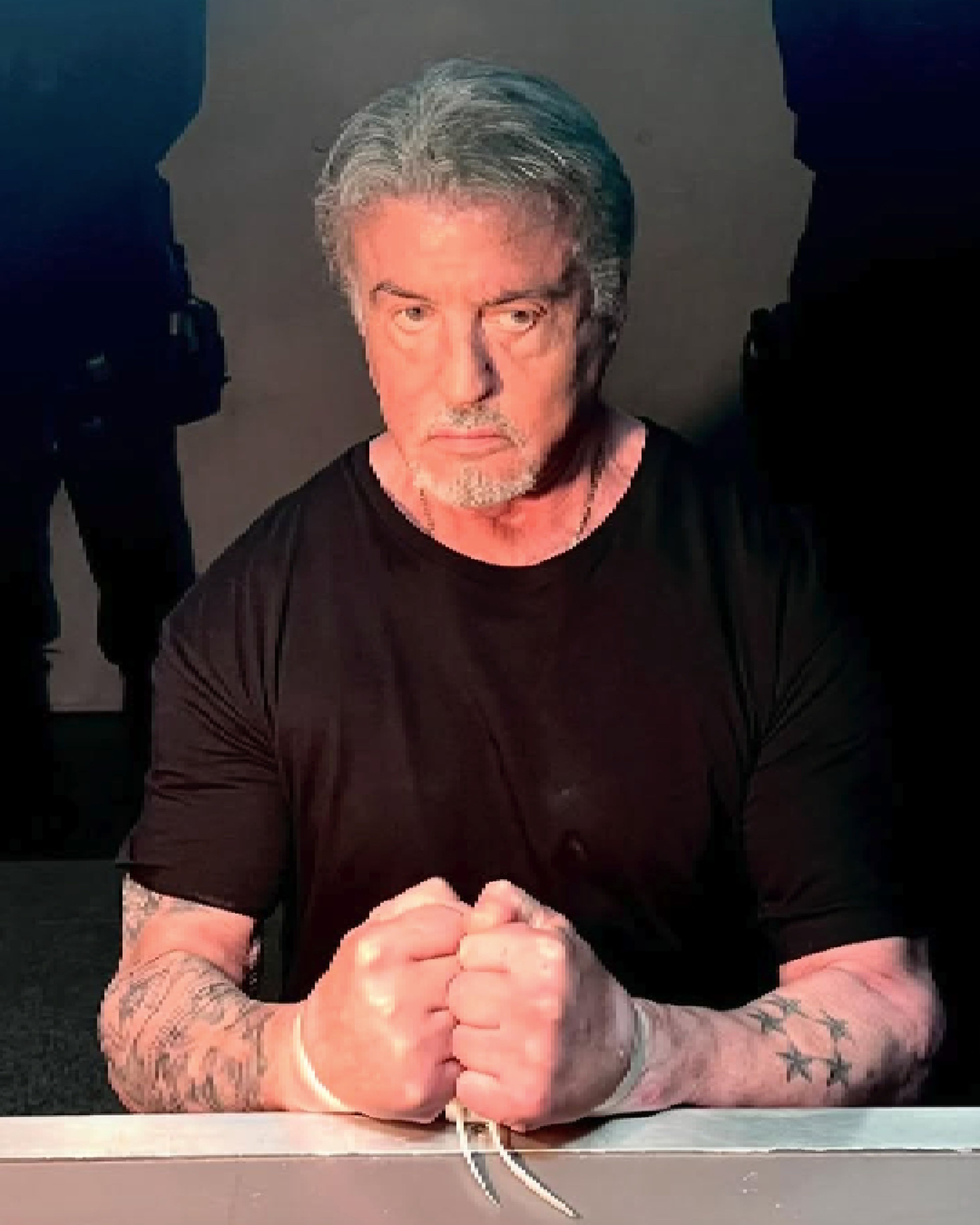 Tulsa King pone en apuros a Sylvester Stallone en la nueva imagen de la ...