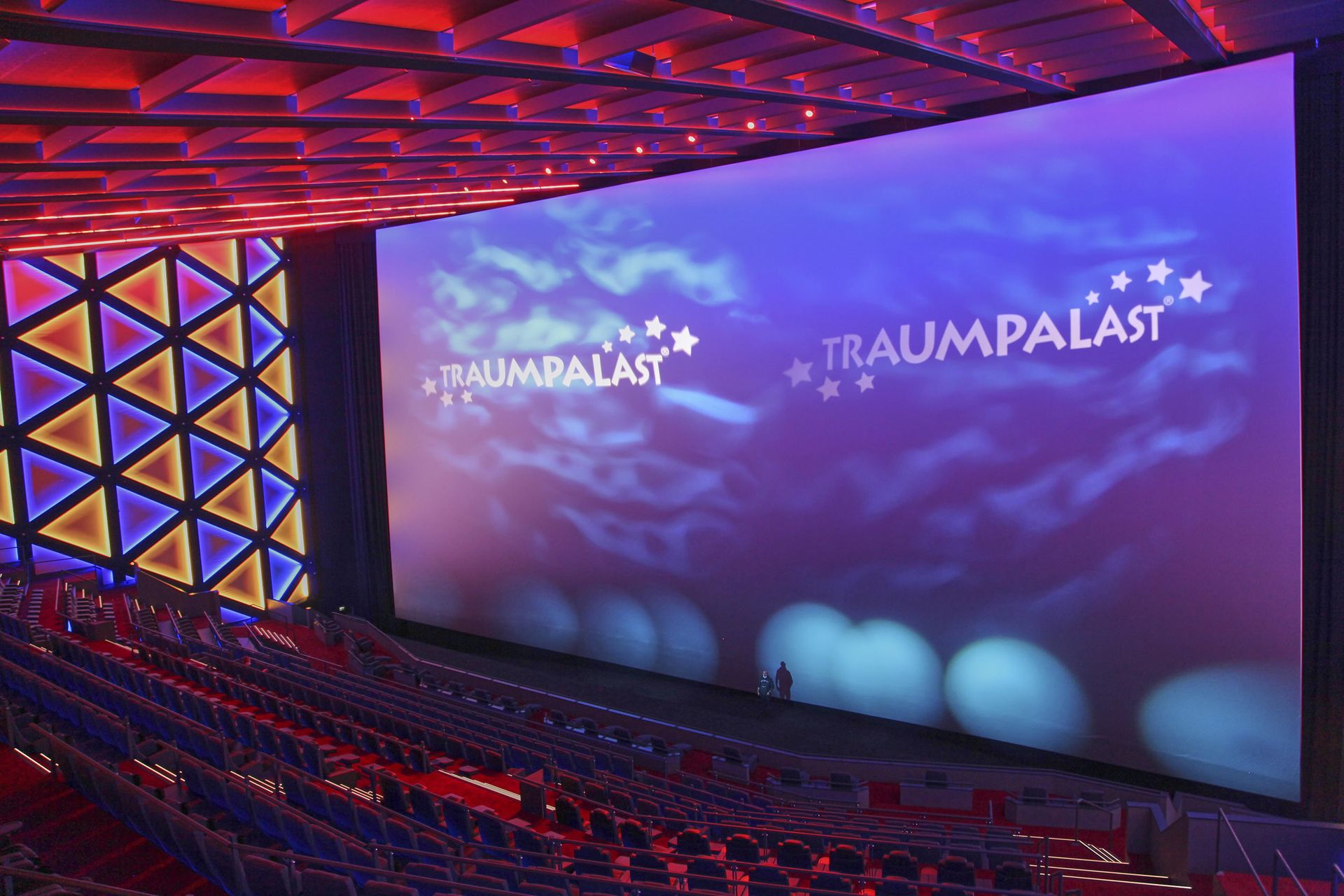 Qué es IMAX: el formato que apasiona a directores como Christopher ...