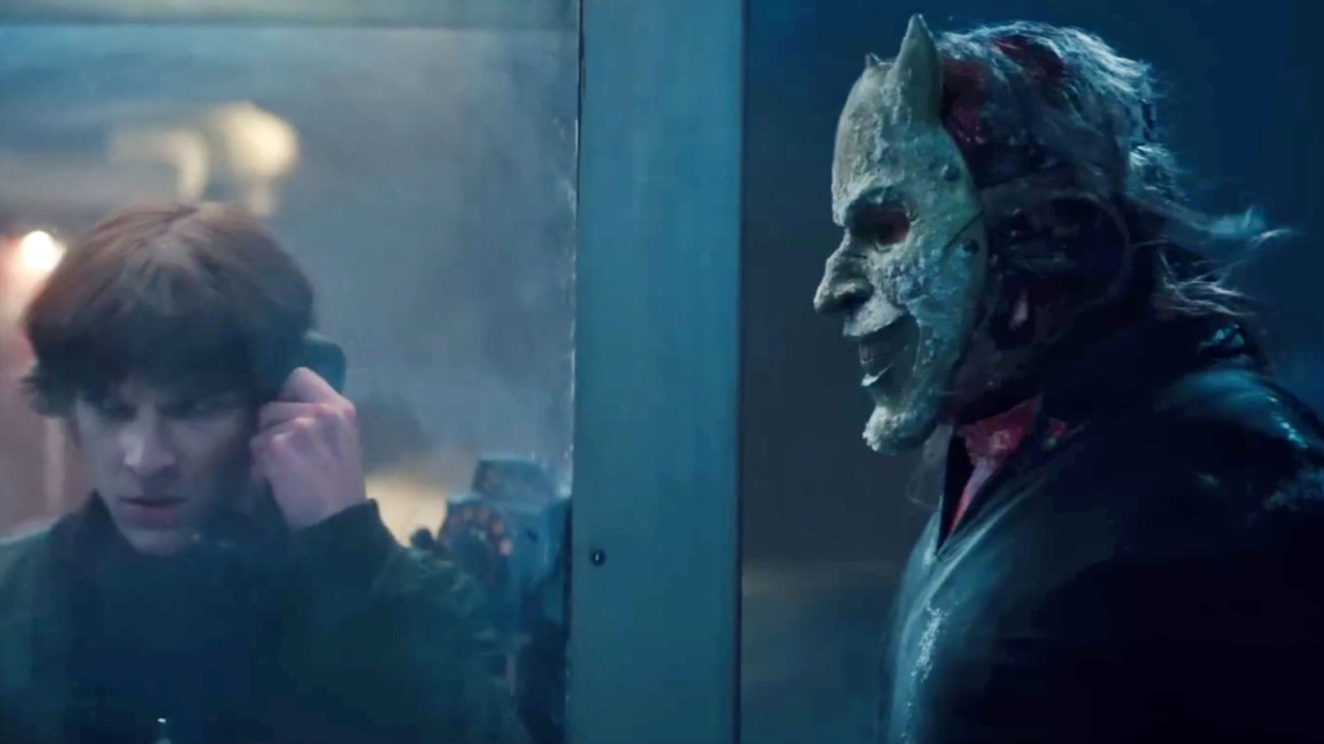 Black Phone 2 lanza su tráiler final con el Raptor regresando de entre ...