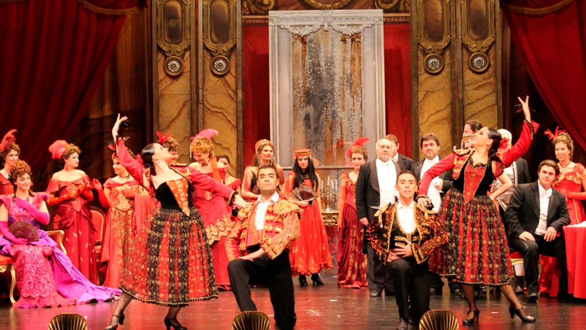 Las mejores webs para ver teatro y ópera gratis sin salir de casa ...